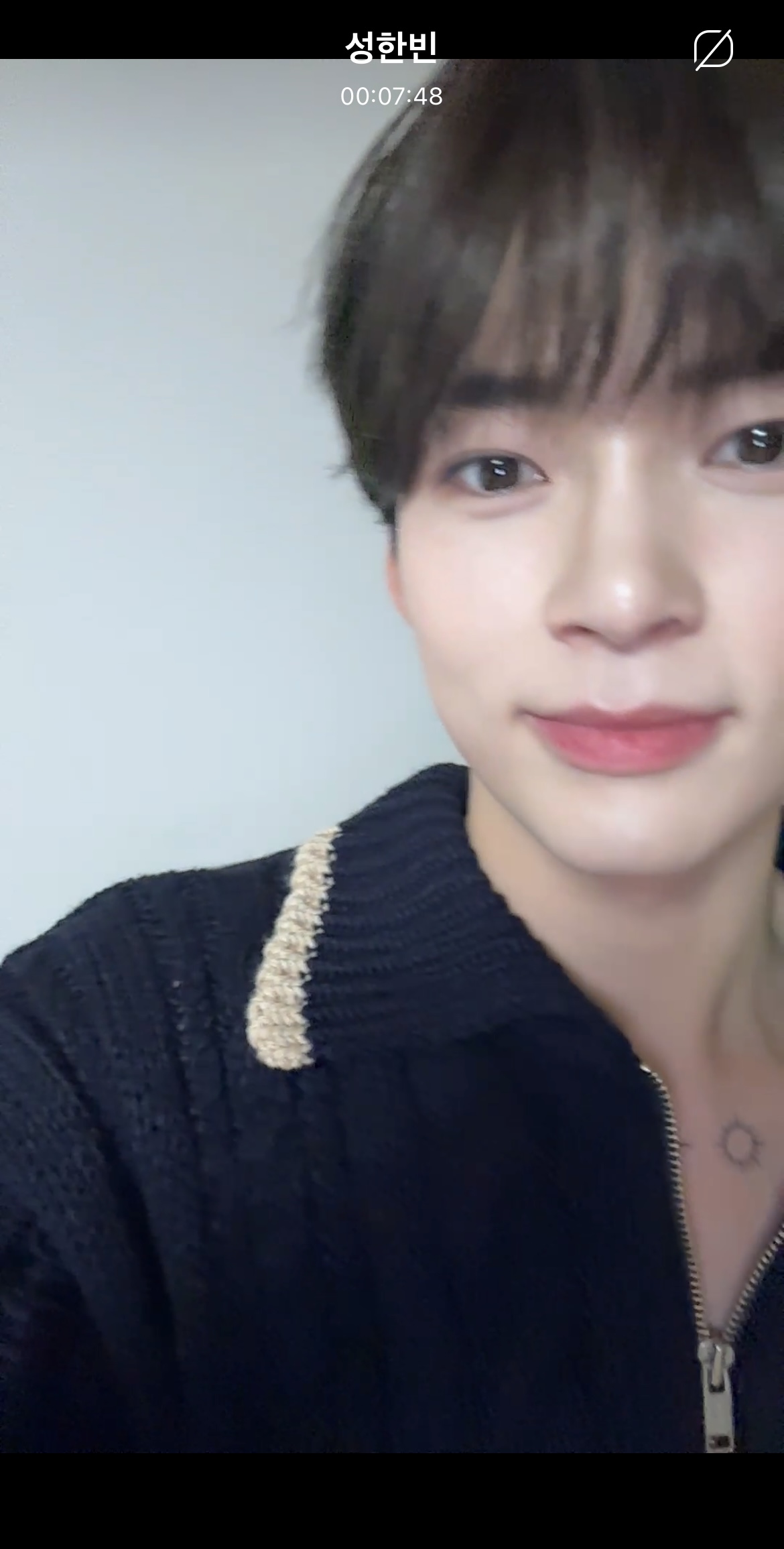 [잡담] 성한빈 조금 전 라이브 조명 on/off - 인스티즈(instiz) 연예 카테고리