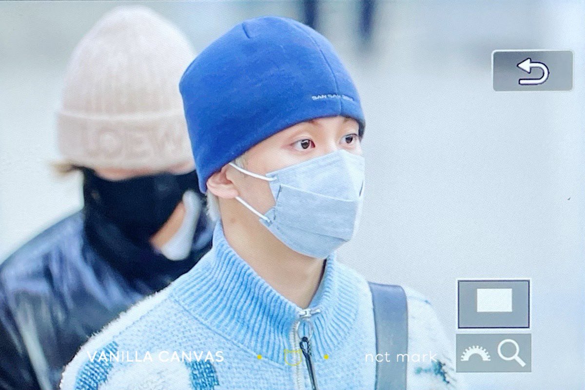 [잡담] 오늘자 nct 마크 입국 - 인스티즈(instiz) 연예 카테고리