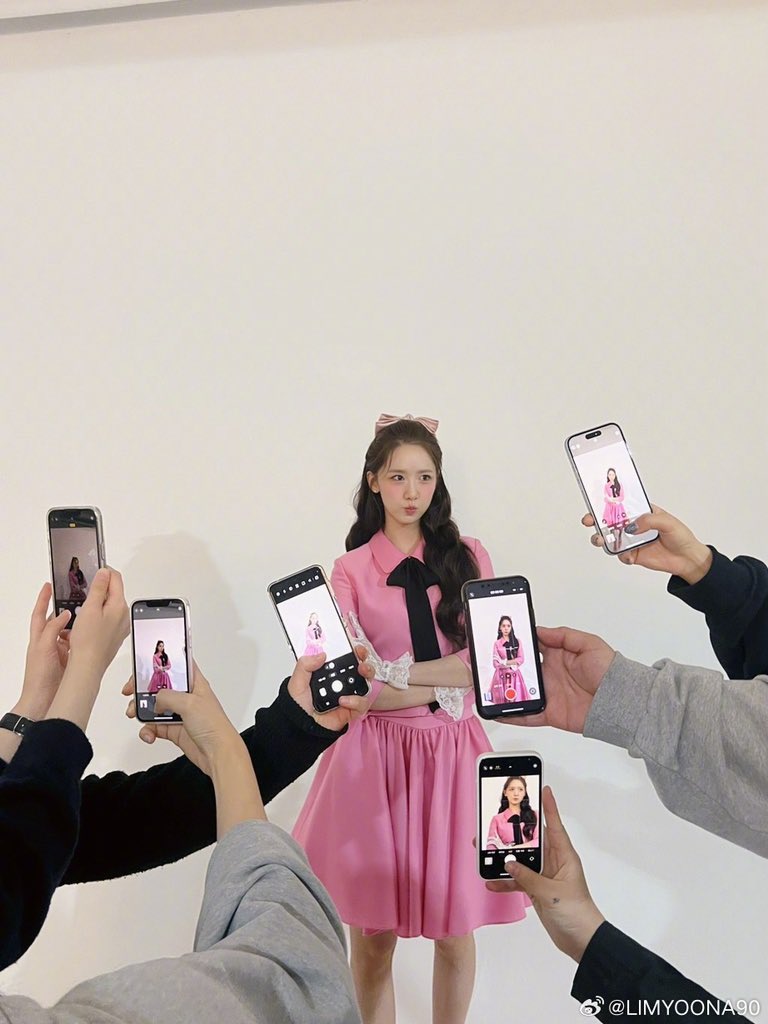 [잡담] 윤아표 MZ 사진 떴다 - 인스티즈(instiz) 연예 카테고리