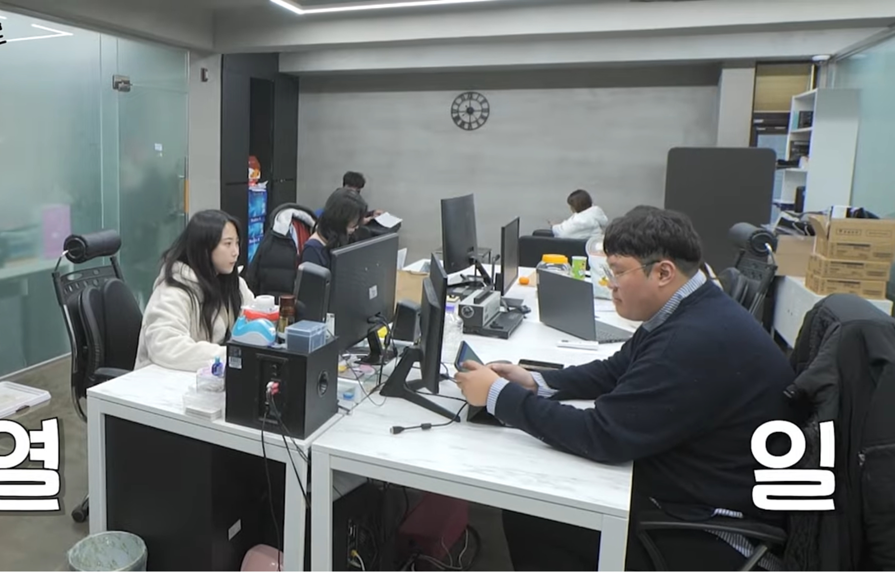 [잡담] 오늘 공개된 포켓돌스튜디오(구 MBK엔터) 사옥 내부 - 인스티즈(instiz) 연예 카테고리