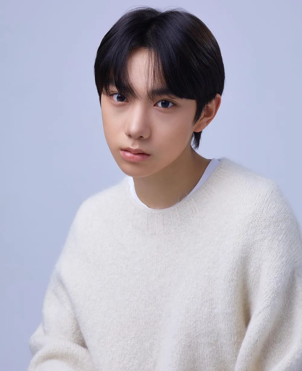 [잡담] 얘 어디 연습생이여 - 인스티즈(instiz) 연예 카테고리