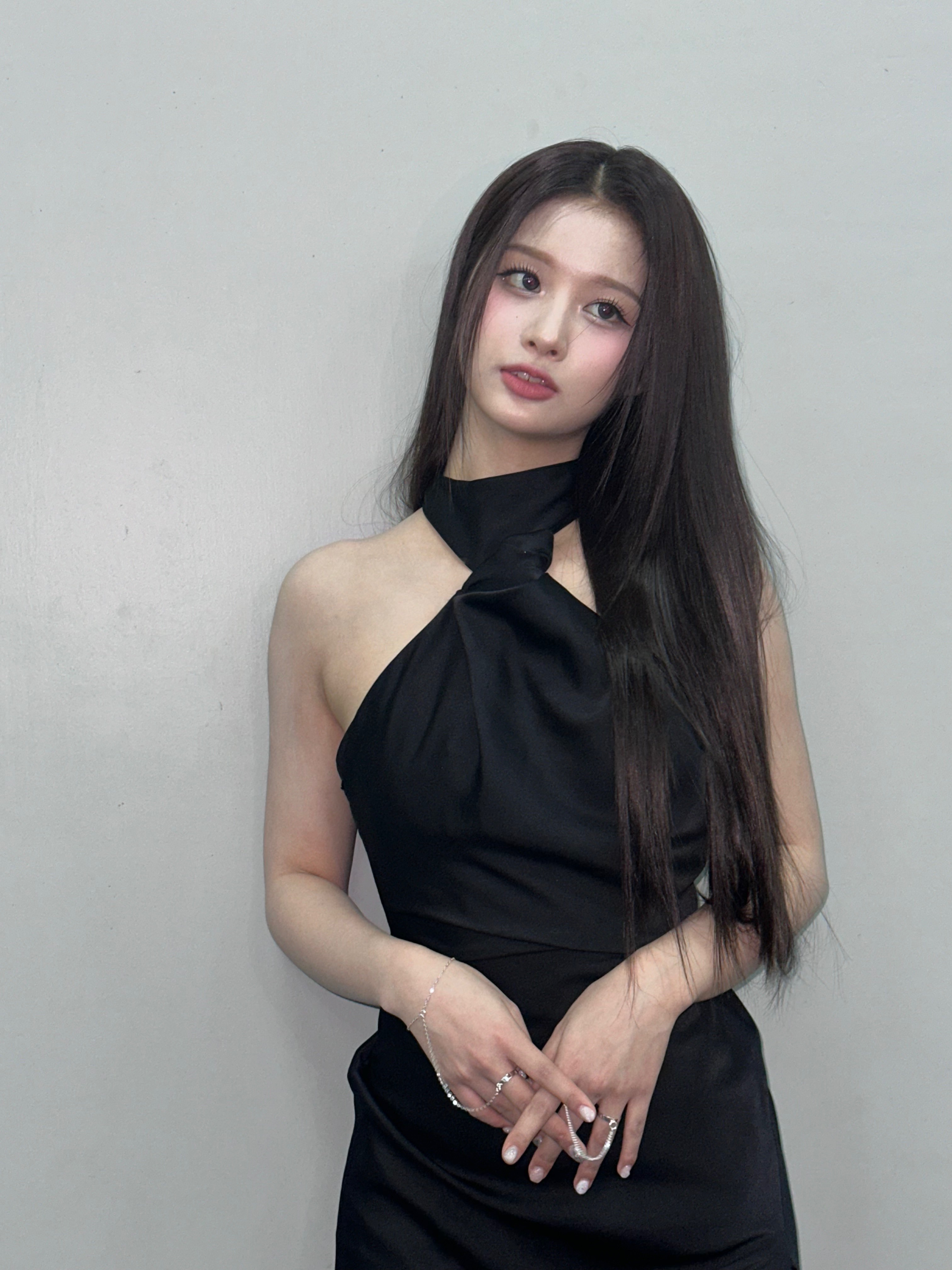 [잡담] 설윤 드레스 매일 입어줬으면.. - 인스티즈(instiz) 연예 카테고리