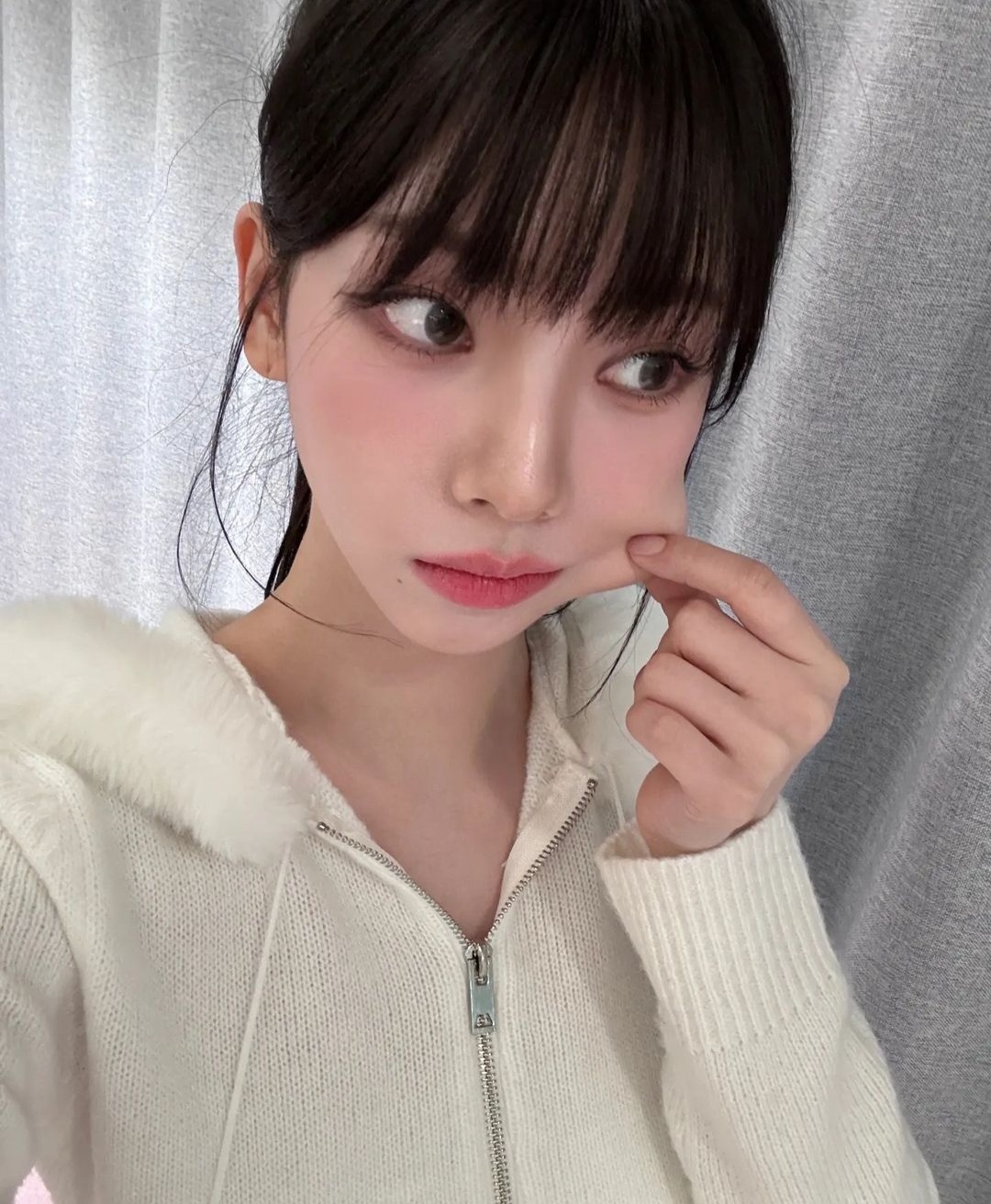 [잡담] 카리나는 얼굴살 없는것 같은데 - 인스티즈(instiz) 연예 카테고리