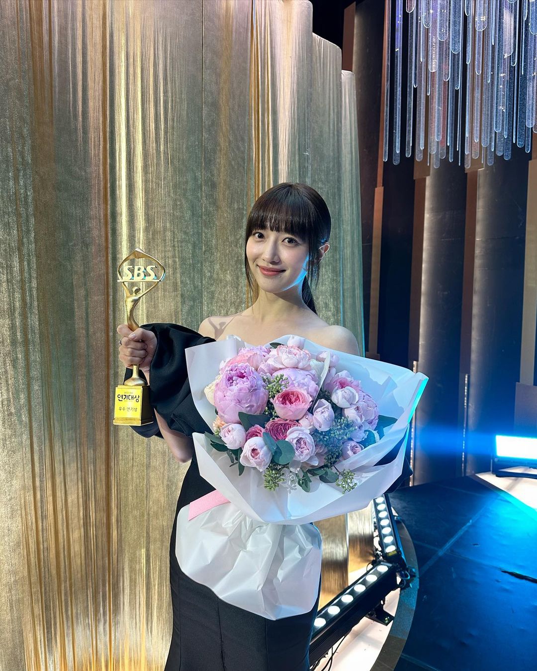 [잡담] 표예진 인스타 올라왔는데 - 인스티즈(instiz) 드영배 카테고리