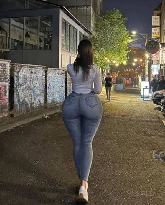 현재 여러 커뮤에서 뜨거운 '45인치' 골반 논쟁..zip - 인스티즈(instiz) 이슈 카테고리