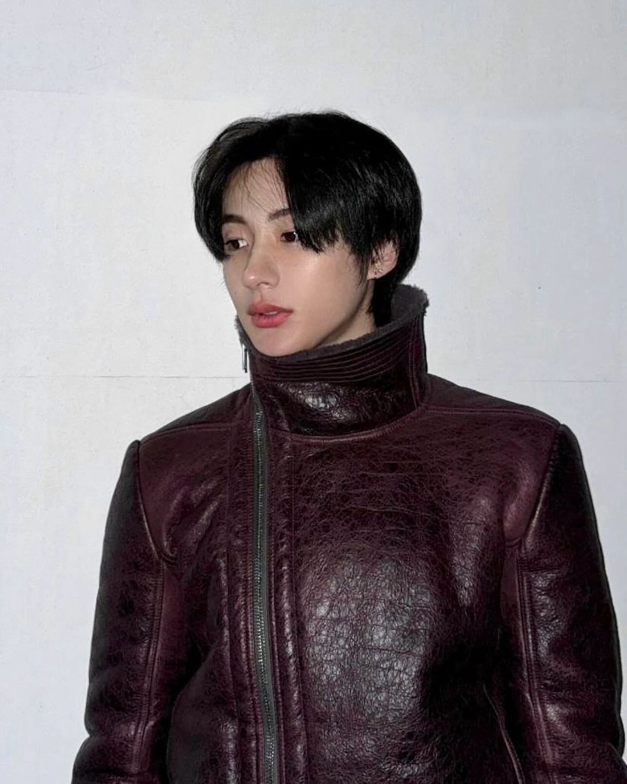 [잡담] 앤톤은 뭐든 짱잘이지만 나 이런 스타일링도 기대했어 - 인스티즈(instiz) 연예 카테고리