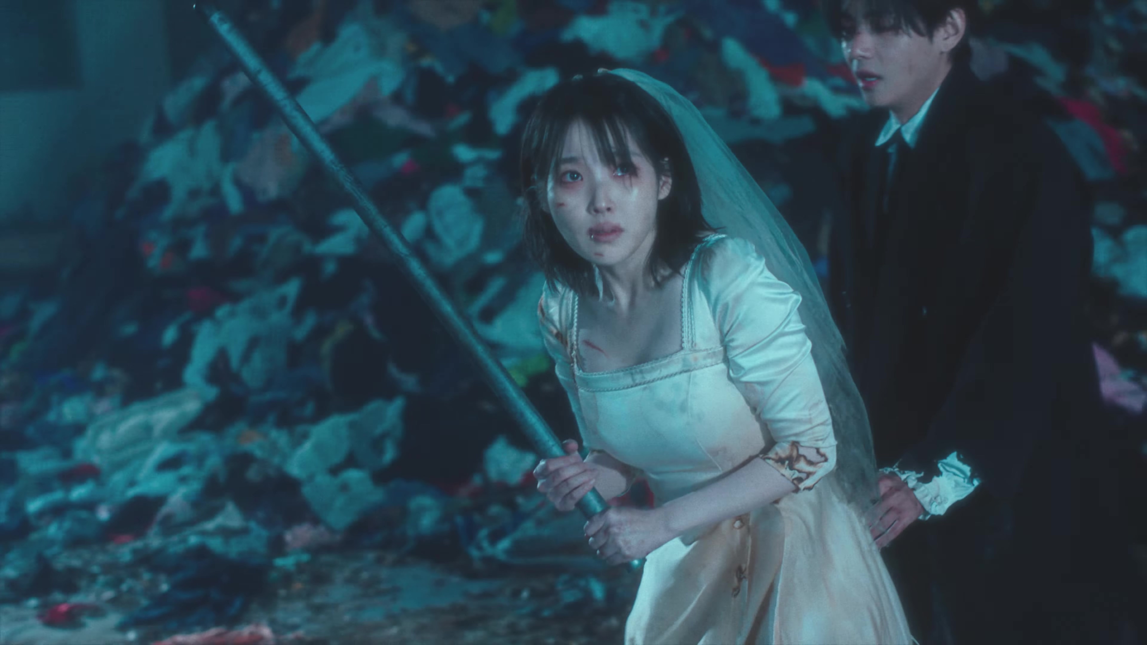 [잡담] 아이유 럽윈올 뮤비 초고화질 4k 도파민 터짐 - 인스티즈(instiz) 연예 카테고리