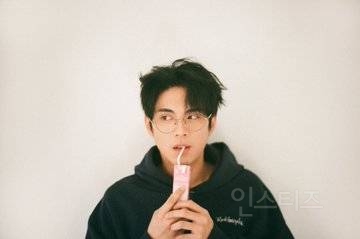 그냥 너드남인 줄 알았는데 사실은 fox 였음 - 인스티즈(instiz) 이슈 카테고리