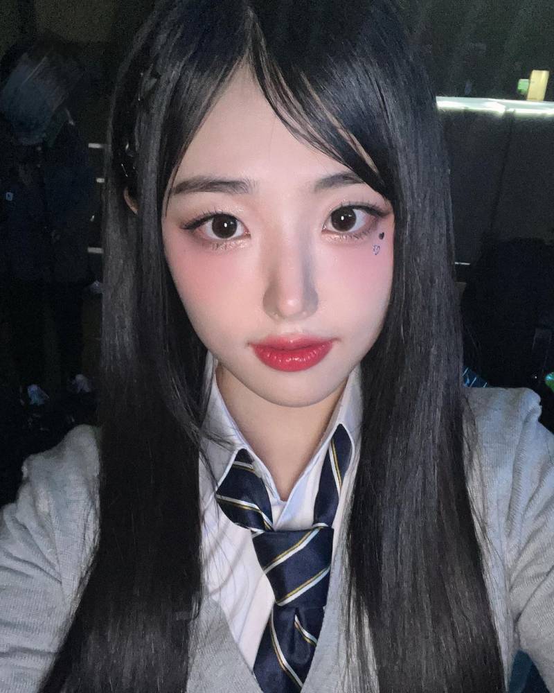 QWER 막내 히나 생일 기념 비주얼 모음 - 인스티즈(instiz) 이슈 카테고리