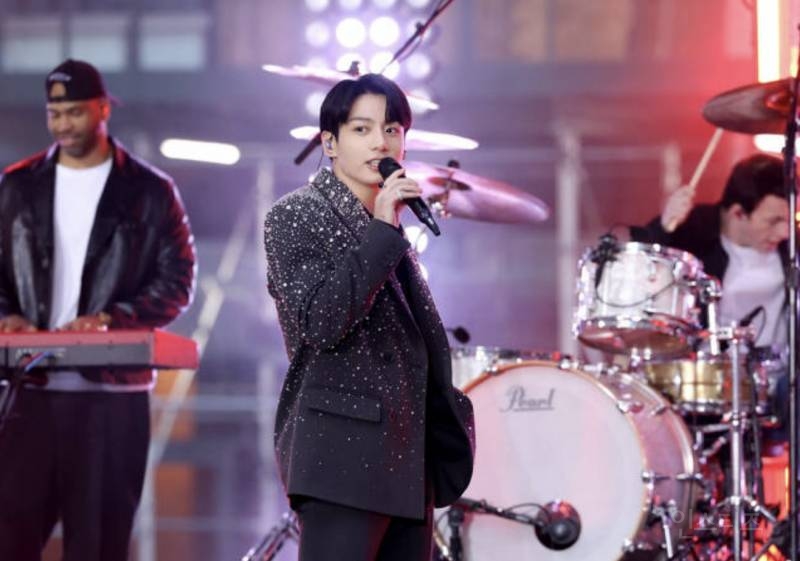 설연휴 같이 보내고 싶은 스타 1위 BTS 정국, 7위는? - 인스티즈(instiz) 이슈 카테고리