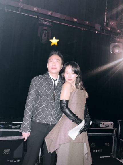 [정보/소식] 이번주 이효리의 레드카펫 출연한다는 50대이신 국내 유명 DJ.jpg - 인스티즈(instiz) 연예 카테고리