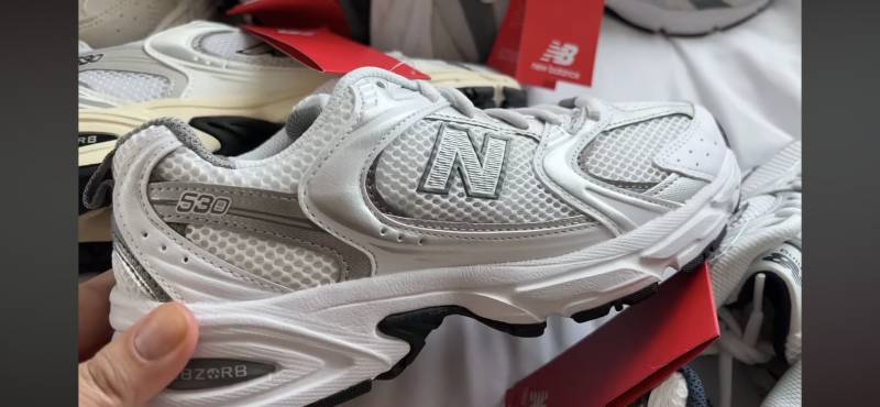 [잡담] 익들아 뉴발 530 뭐가 더 예뻐?! - 인스티즈(instiz) 일상 카테고리