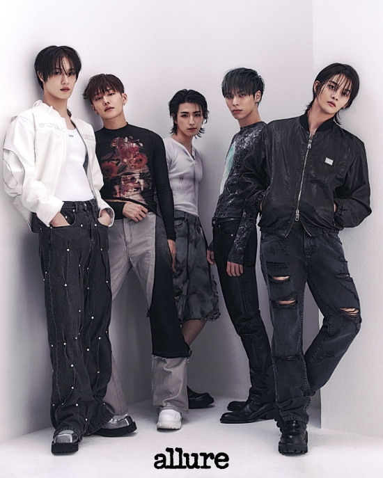 [정보/소식] CIX '1년 2컴백 하고파, 그 이상이면 더 좋다' [화보] - 인스티즈(instiz) 연예 카테고리