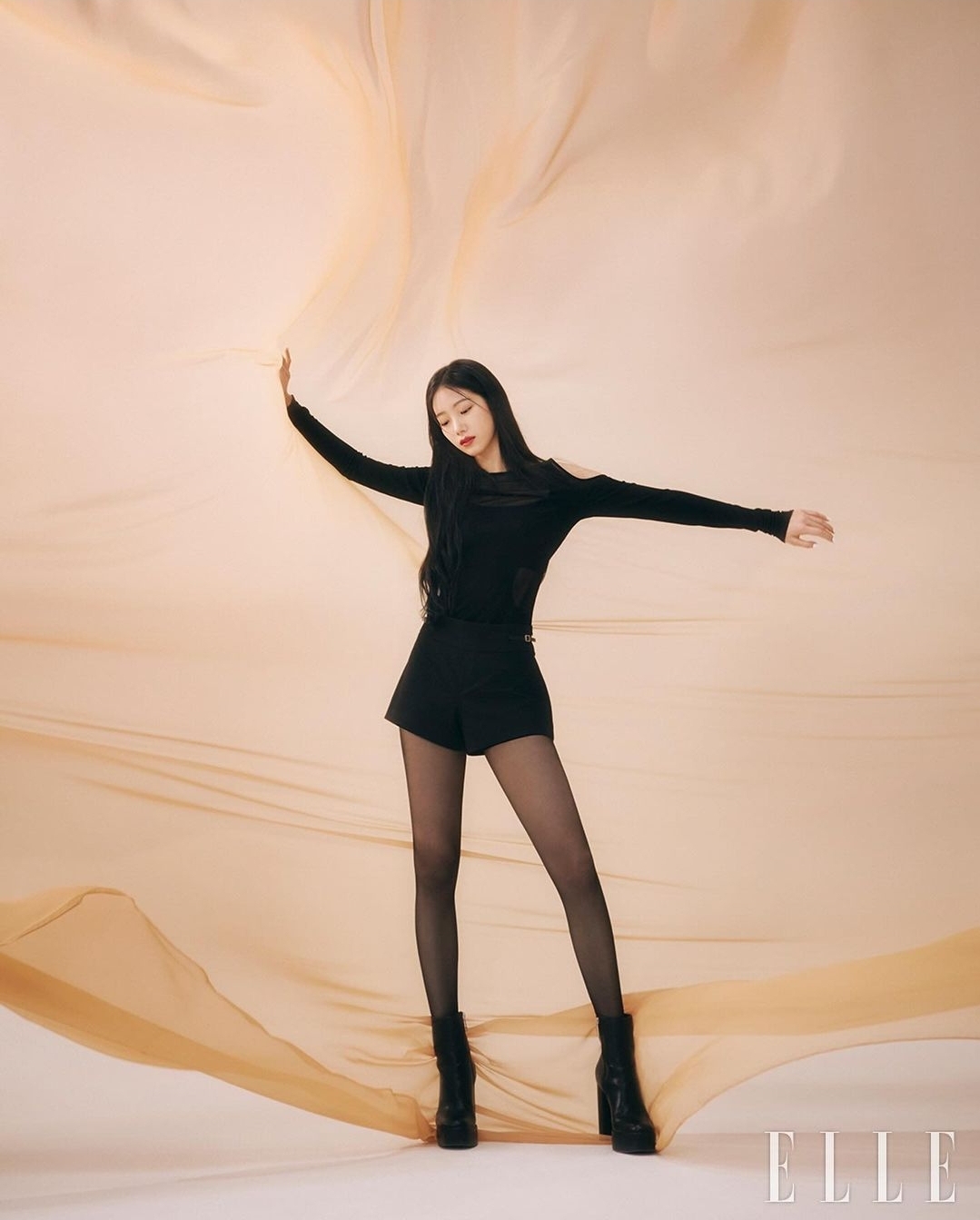 [정보/소식] ELLE 르세라핌 카즈하×랑콤 화보 업뎃 - 인스티즈(instiz) 연예 카테고리