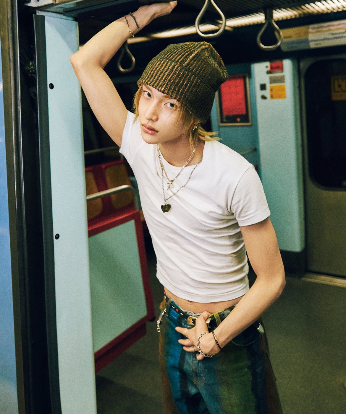 [잡담] My cat is a rockstar 🎸 - 인스티즈(instiz) 연예 카테고리