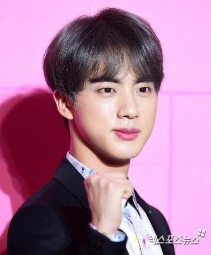 [정보/소식] '앨범 또 사라니'..BTS 진 '허그회' 응모 자격 두고 비판 - 인스티즈(instiz) 연예 카테고리
