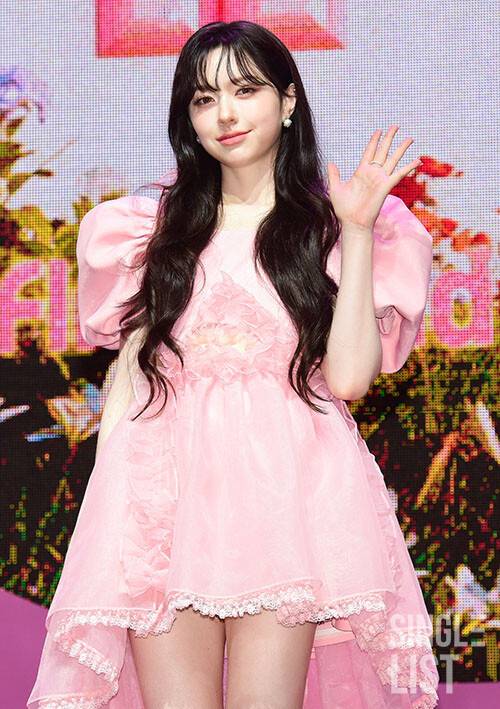 [잡담] 피프티 피프티 문샤넬 '오타니 50-50 축하...LA 출신이라 다저스 팬' - 인스티즈(instiz) 야구 카테고리