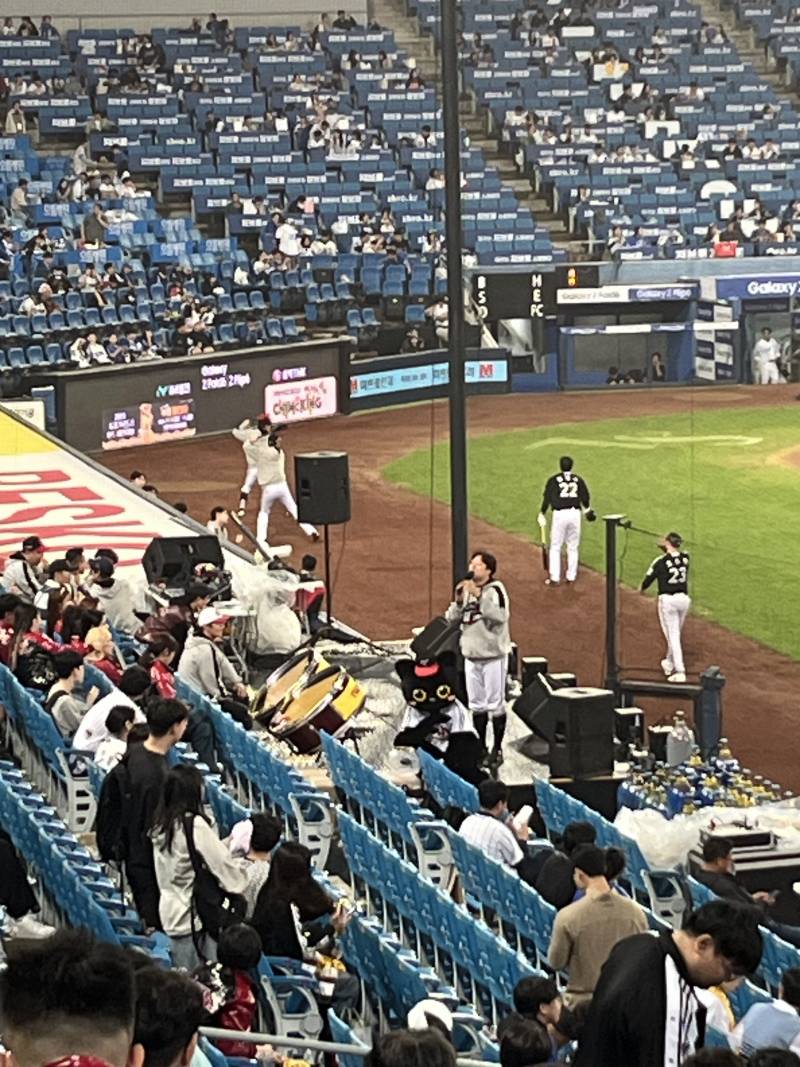 [잡담] 네로왔어!!! - 인스티즈(instiz) LG 카테고리