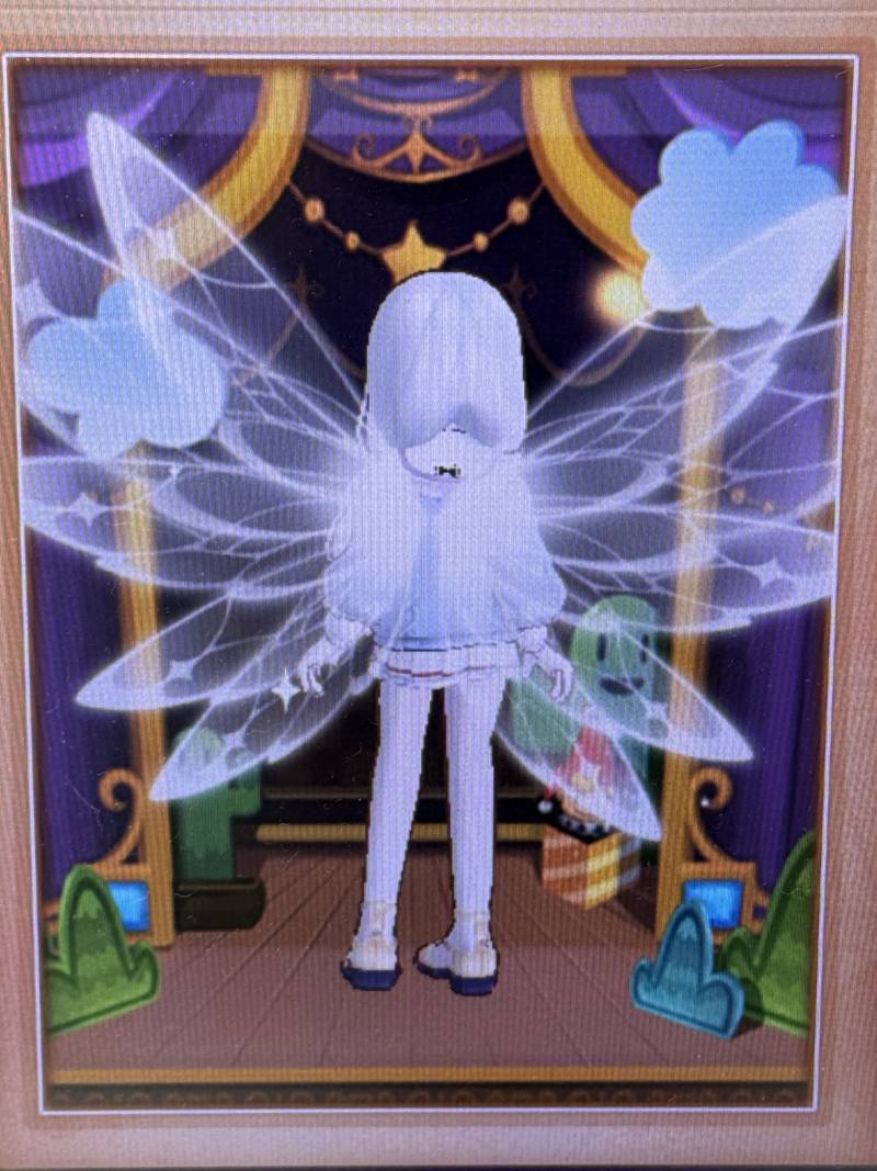 [잡담] 이 날개 뭔지 아는사람 ? - 인스티즈(instiz) 테일즈런너 카테고리