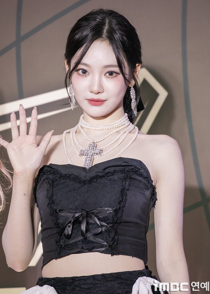 [잡담] 다들 중녀의 맛 느껴봐 - 인스티즈(instiz) 연예 카테고리