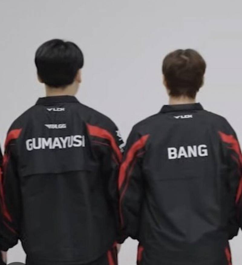 [잡담] 우리팀 월즈 리핏 원딜들이 참 좋다 - 인스티즈(instiz) T1 카테고리