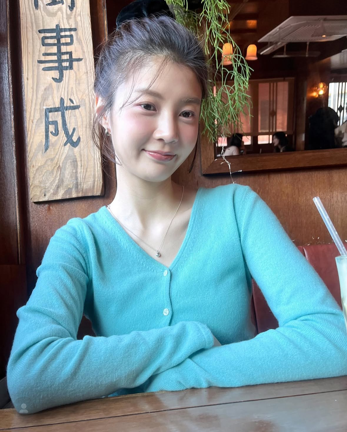 [잡담] 이런색 잘 어울리면 퍼스널컬러 뭐야? - 인스티즈(instiz) 드영배 카테고리