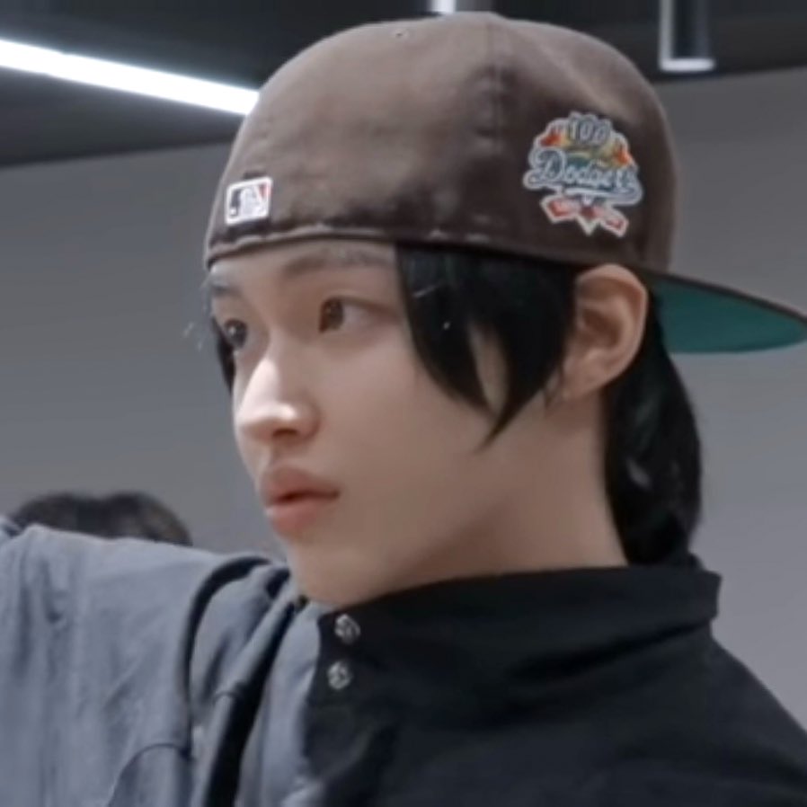 [잡담] 원빈이 밍숭맹숭 귀엽게 생김 - 인스티즈(instiz) 연예 카테고리