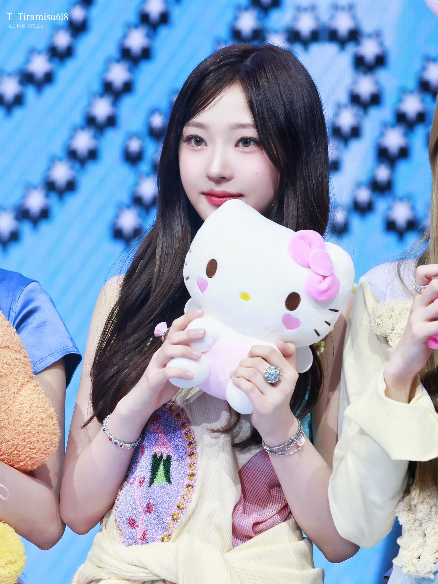 [잡담] 하투하 스텔라 헬로키티상이야 - 인스티즈(instiz) 연예 카테고리