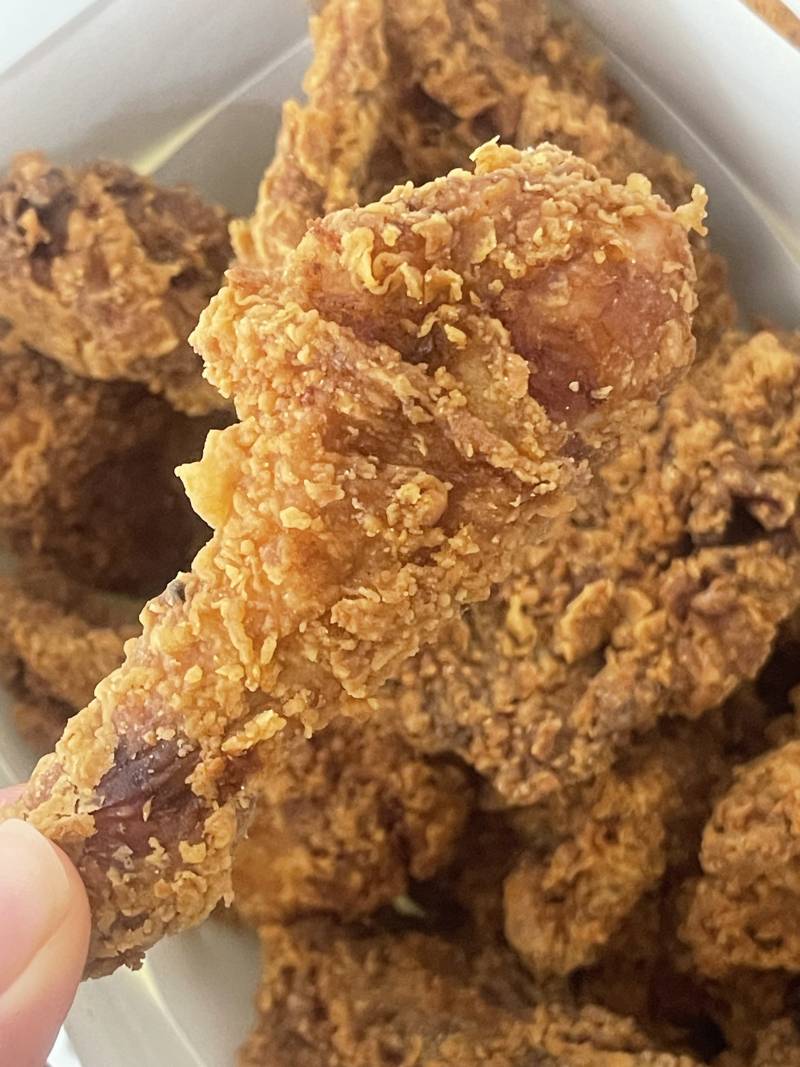 [잡담] ㅋㅋbhc 개비싸면서 닭은 왜케 작은거임? - 인스티즈(instiz) 일상 카테고리