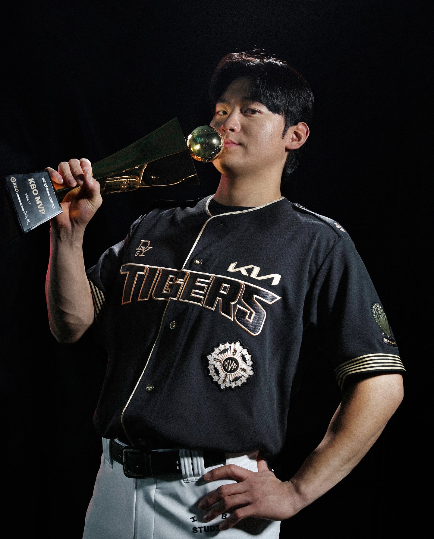 [잡담] 도영이 유니폼 선공개 됐다 - 인스티즈(instiz) KIA 카테고리