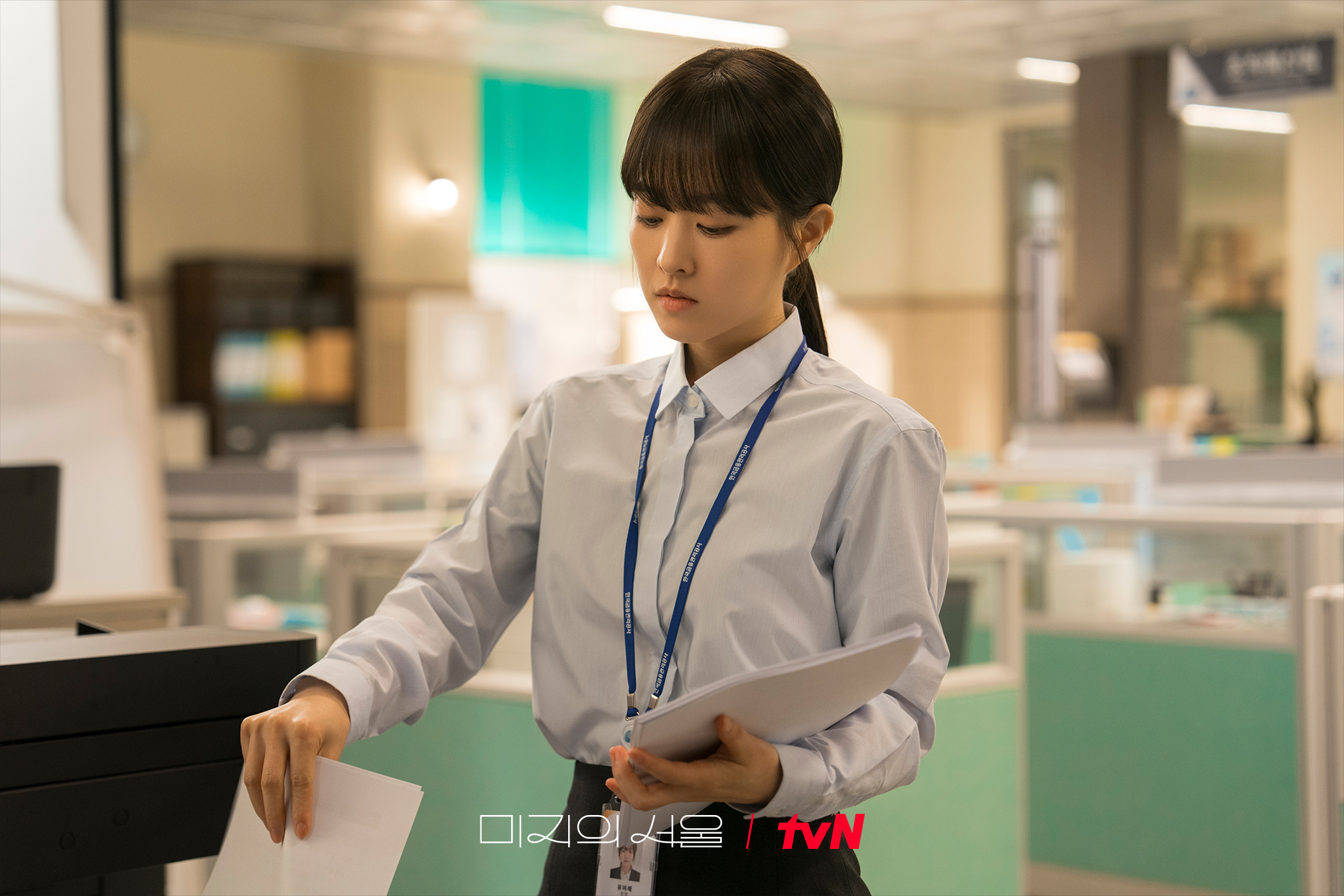 [잡담] 미지의서울 '미래'는 진짜 유명한 엄친딸임😉 학창시절 + 취업까지 엘리트 코스만 밟은 완벽캐 ദ്ദി*ˊᗜˋ*) - 인스티즈(instiz) 드영배 카테고리