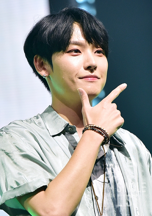 [잡담] SF9 인성, 24일 고척돔서 키움-두산 시구+애국가 - 인스티즈(instiz) 연예 카테고리