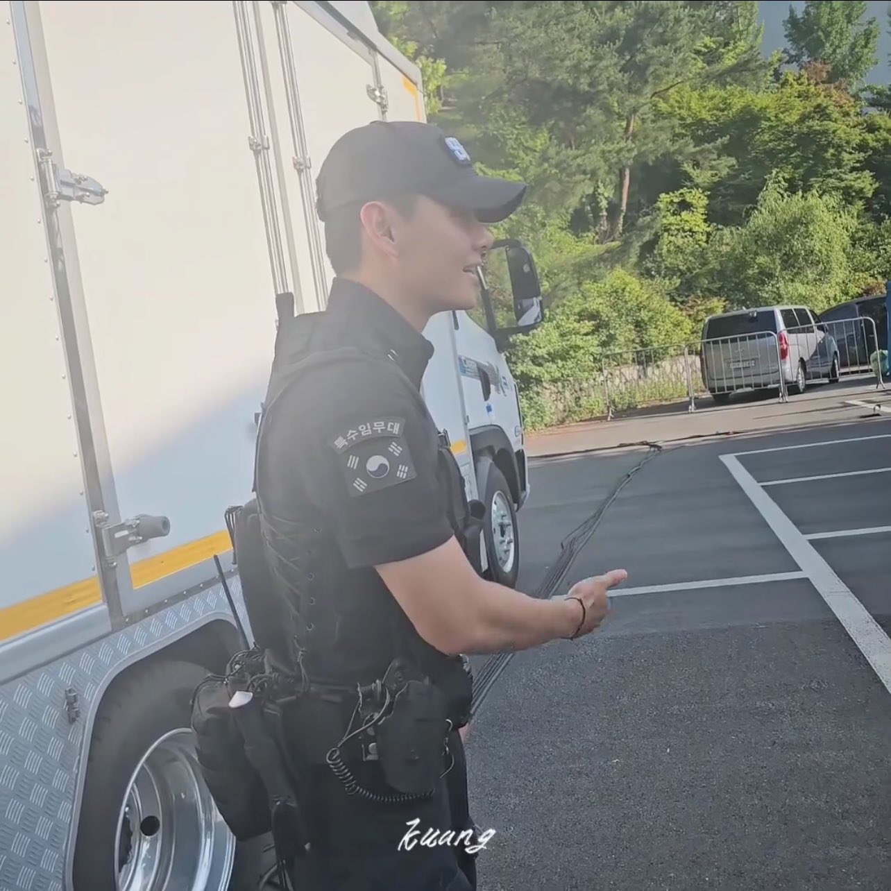 [잡담] 방탄 뷔가 입었던 sdt 특수부대 복장들 - 인스티즈(instiz) 연예 카테고리