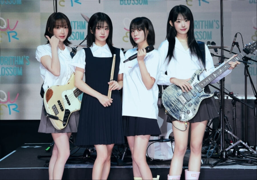 [정보/소식] [SW뮤직] ITZY·키오라·아일릿…막 오른 서머퀸 경쟁 - 인스티즈(instiz) 연예 카테고리