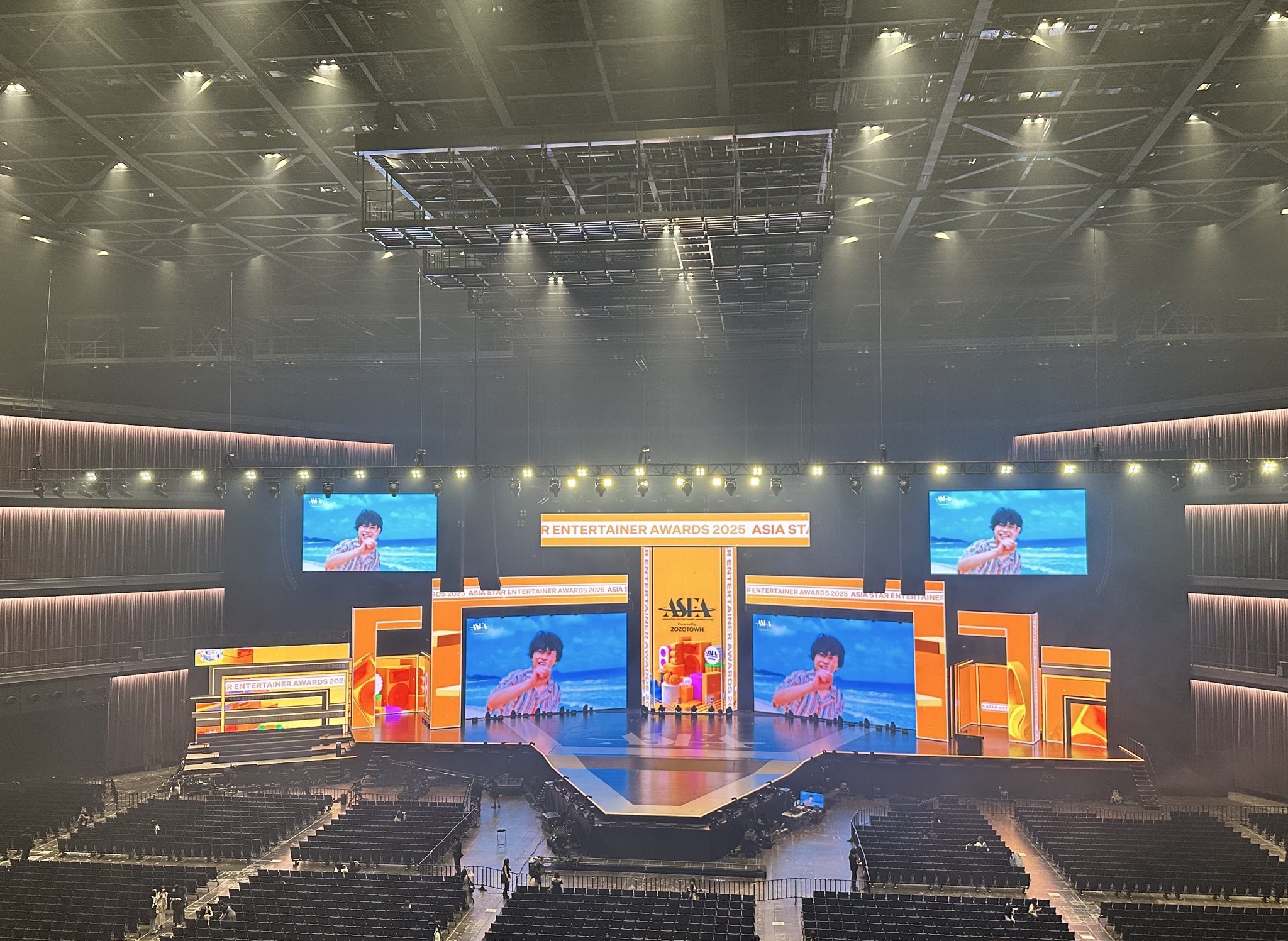 [잡담] ASEA 가수석 있는것 같아 - 인스티즈(instiz) 연예 카테고리