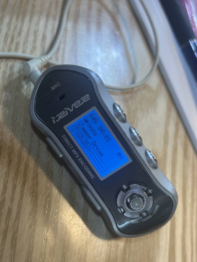 [잡담] 와 방금 당근에서 mp3삼 찐y2k - 인스티즈(instiz) 일상 카테고리