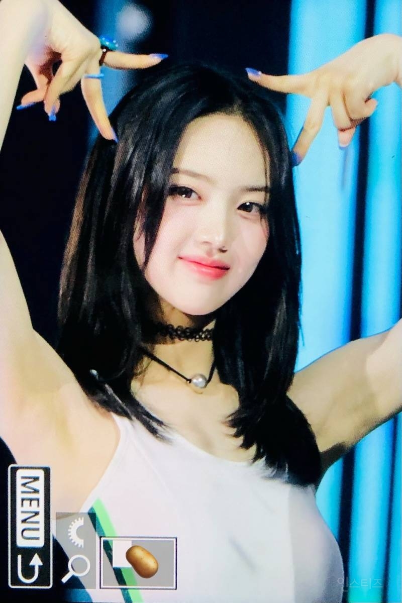 어제부터 계속 비주얼로 알티타고 있는 여돌.twt - 인스티즈(instiz) 이슈 카테고리