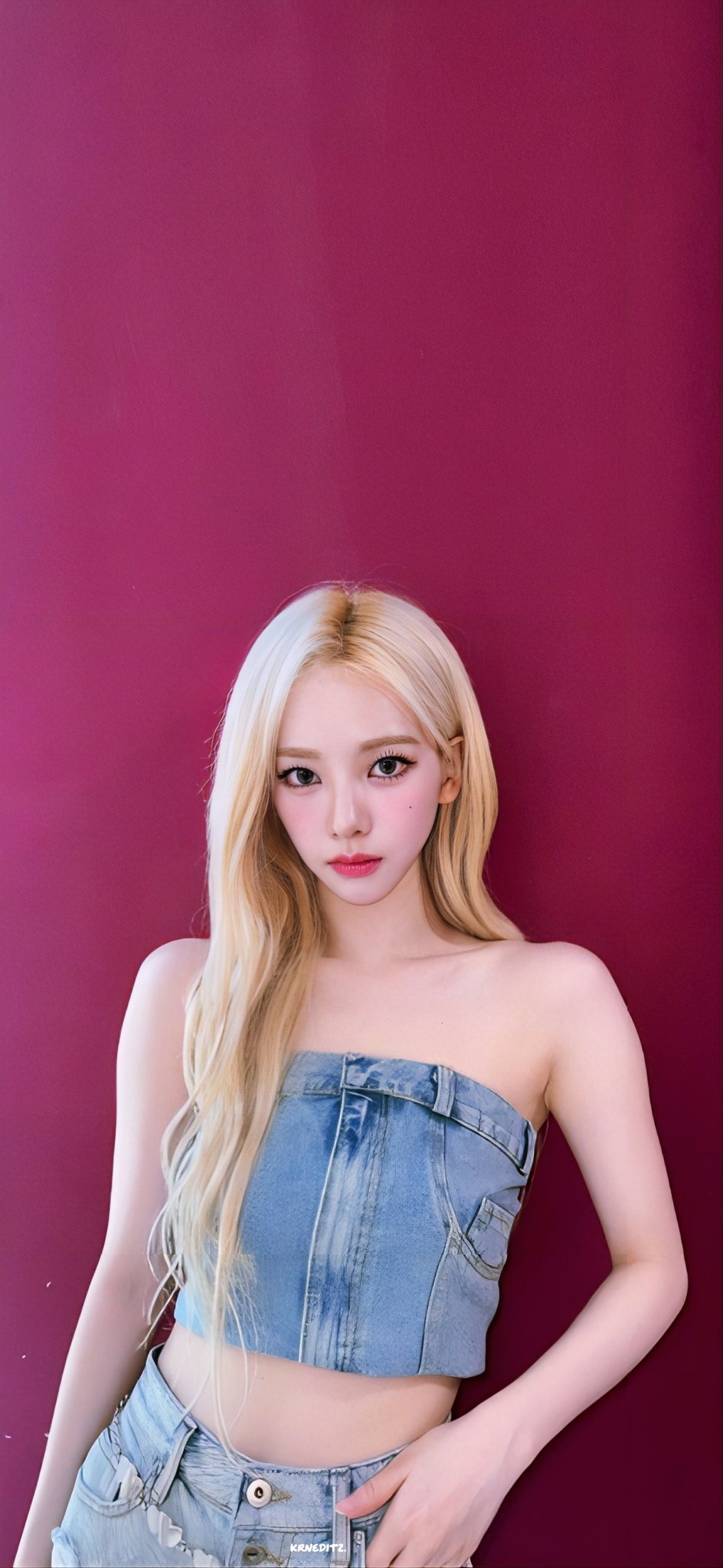 아카라카 흑발 카리나 vs 아카라카 금발 - 인스티즈(instiz) 이슈 카테고리