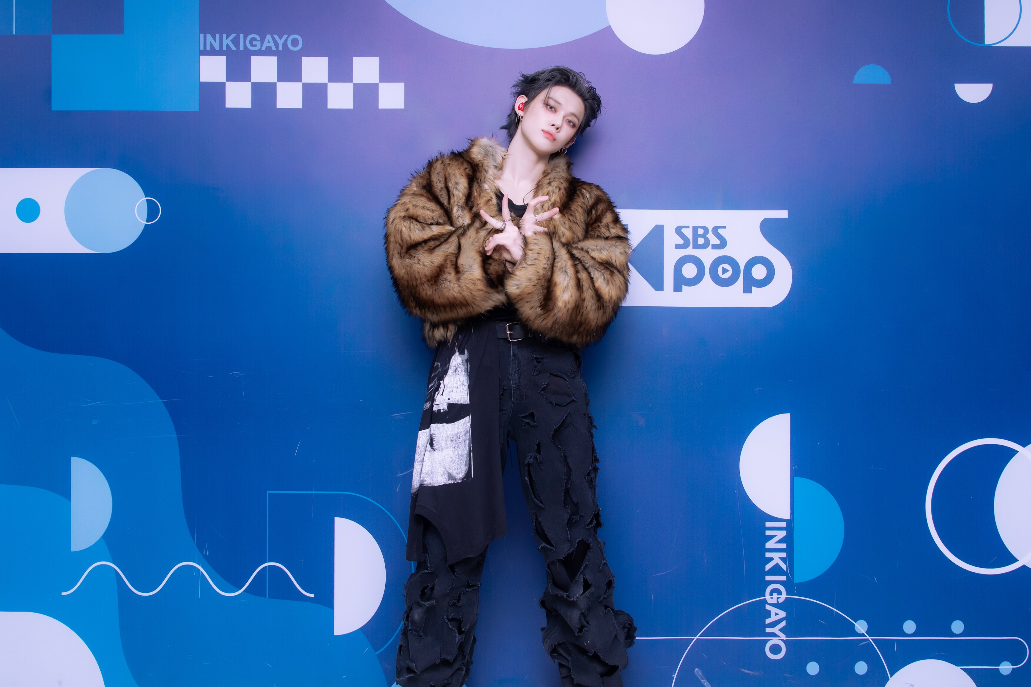 [정보/소식] 251109 착장인가 힛지스/르세라핌/앤팀/자우림/미연/강승윤/유노윤호/연준 - 인스티즈(instiz) 연예 카테고리