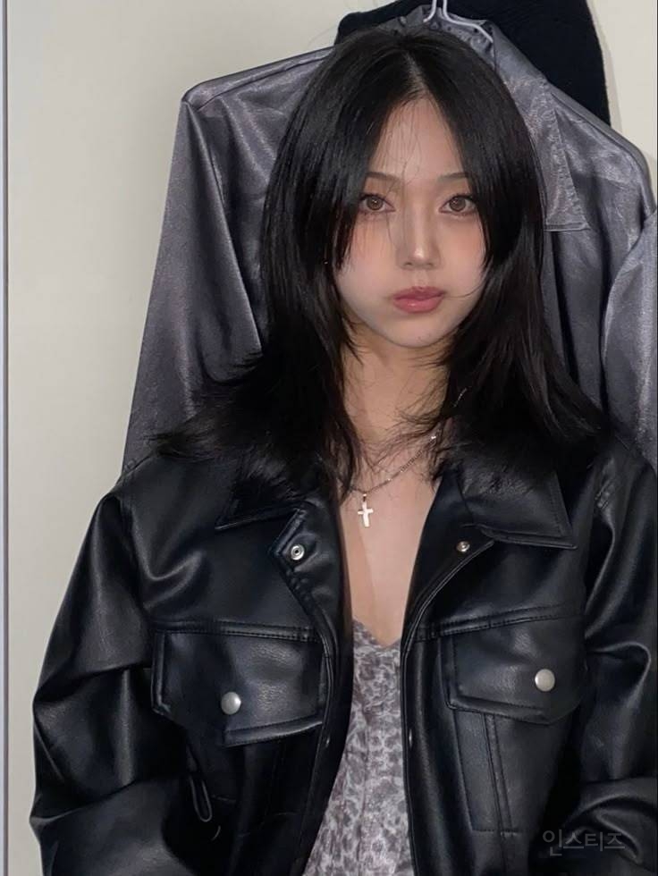 지금이랑 느낌이 사뭇 다른 유튜버 짜잔씨 초창기 모습.jpg - 인스티즈(instiz) 이슈 카테고리