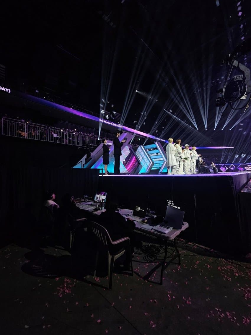 변우석) kgma 스탭 변우석 실물 후기 - 인스티즈(instiz) 드영배 카테고리