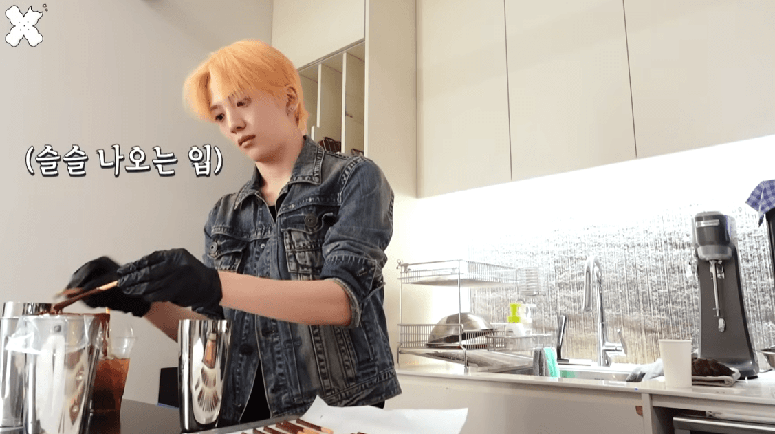 만드는 과정까지 걍 진짜 호감인 혼자서 수제 빼빼로 1600개 공장돌린 남돌 - 인스티즈(instiz) 이슈 카테고리