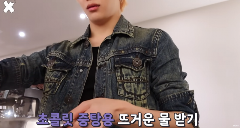 만드는 과정까지 걍 진짜 호감인 혼자서 수제 빼빼로 1600개 공장돌린 남돌 - 인스티즈(instiz) 이슈 카테고리