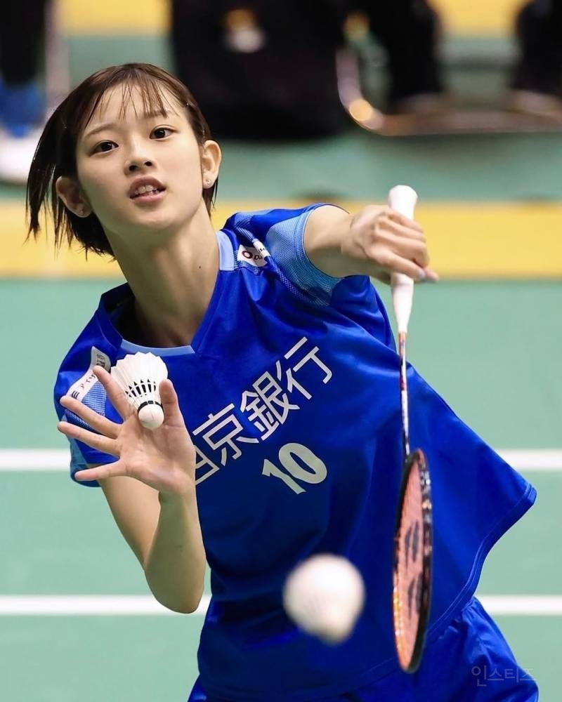 귀엽게 생긴 일본 배드민턴 선수.jpg - 인스티즈(instiz) 이슈 카테고리