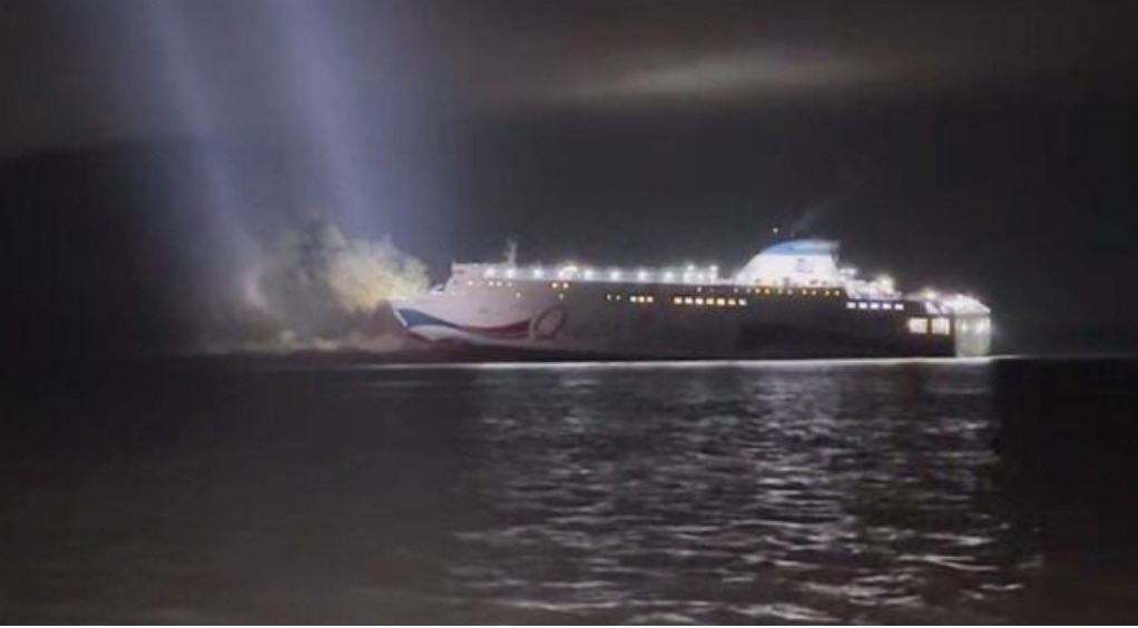 배 사진 보니깐 다행이다..하 - 인스티즈(instiz) 연예 카테고리