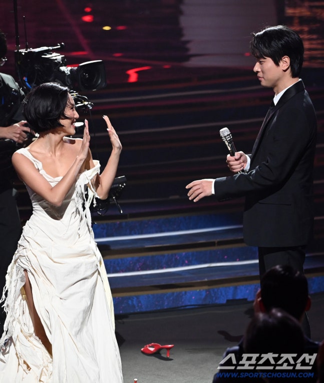 화사 스토리까지가 진짜 완성이다… - 인스티즈(instiz) 드영배 카테고리