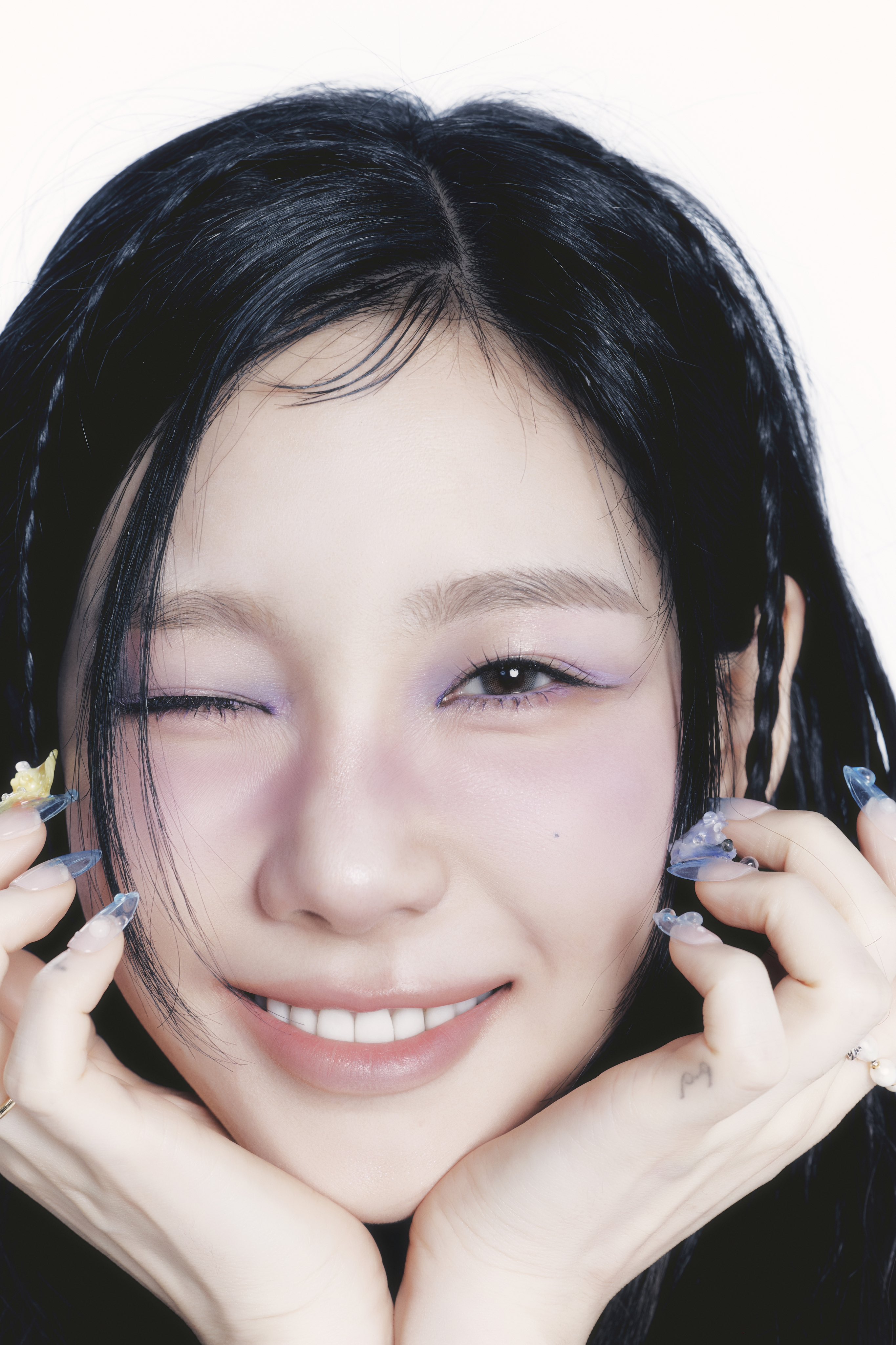 태연웅니 보라색 섀도우까지 소화하신다 - 인스티즈(instiz) 연예 카테고리