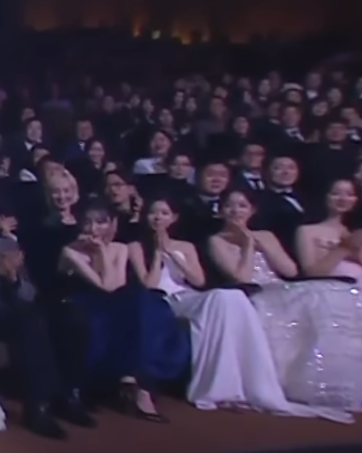 화사 박정민 무대보는 배우들 반응 - 인스티즈(instiz) 연예 카테고리