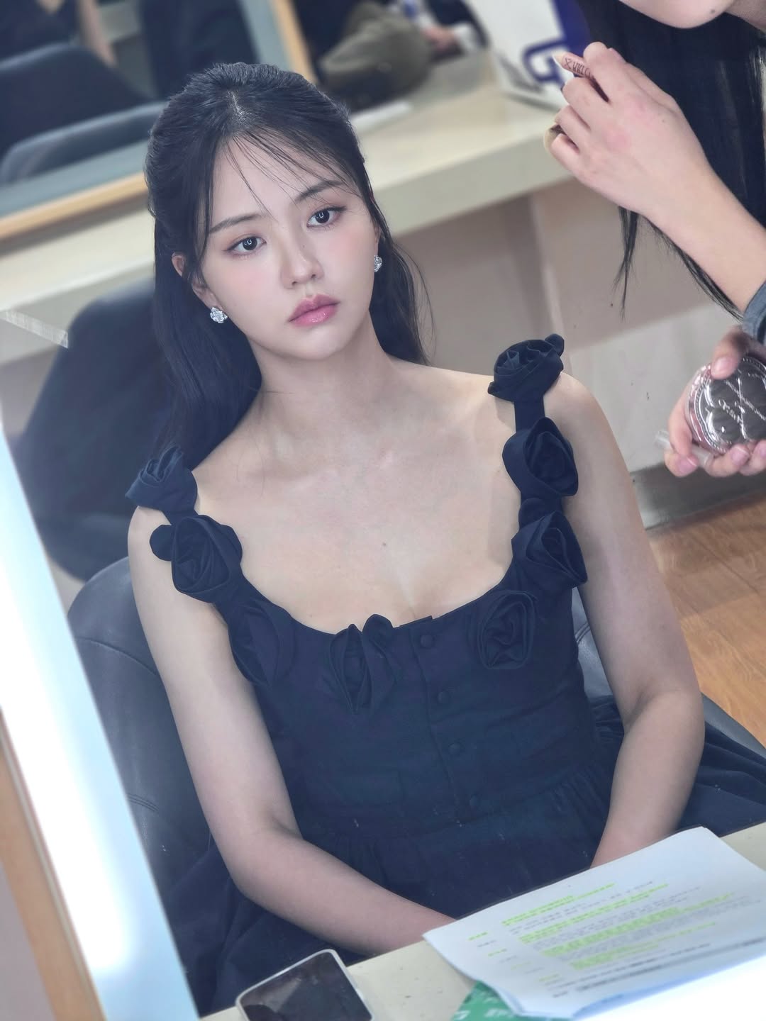 251120 김소현 인스타 업뎃 - 인스티즈(instiz) 드영배 카테고리