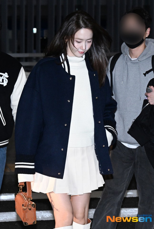 251122 임윤아 대만 출국 기사사진 - 인스티즈(instiz) 드영배 카테고리